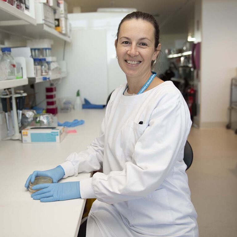 Dr Laura Masters, Author at Particle